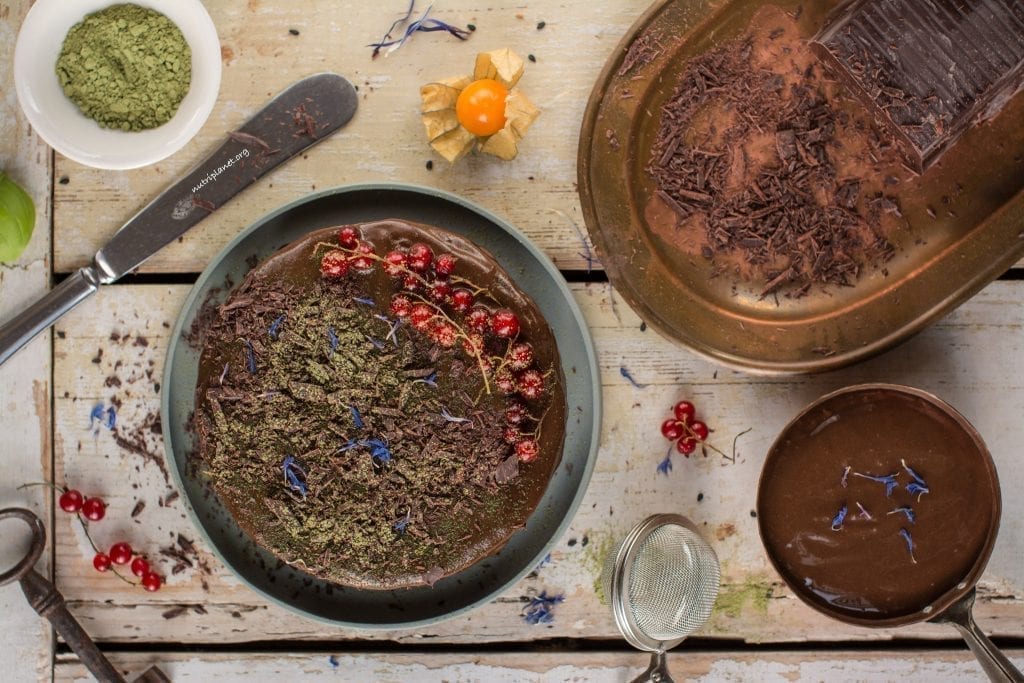 Matcha Cake with Tofu and Cherries [Vegan and Gluten-Free] | Nutriplanet