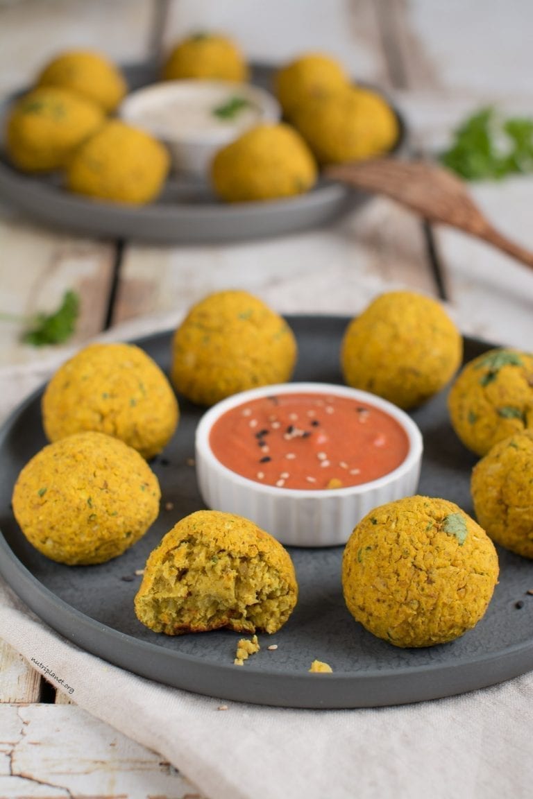 Vegan Falafel Recipe with Canned Chickpeas [Oil-Free, GF] | Nutriplanet