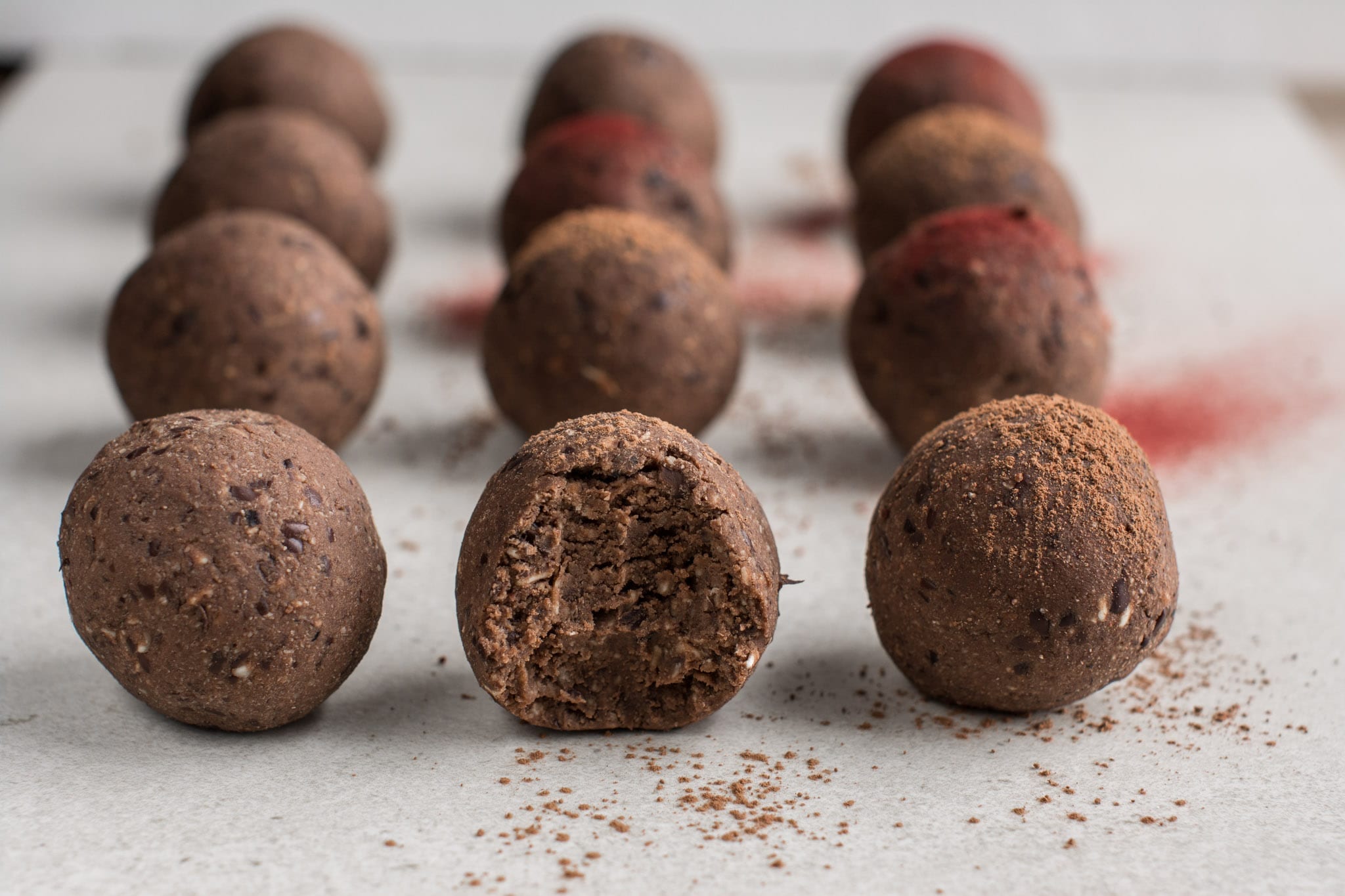 Bliss Balls [Healthy, Vegan, Low-Fat, Gluten-Free] | Nutriplanet